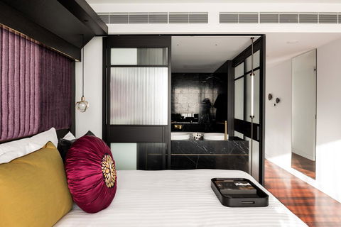 QT Perth | Perth Hotel QLD